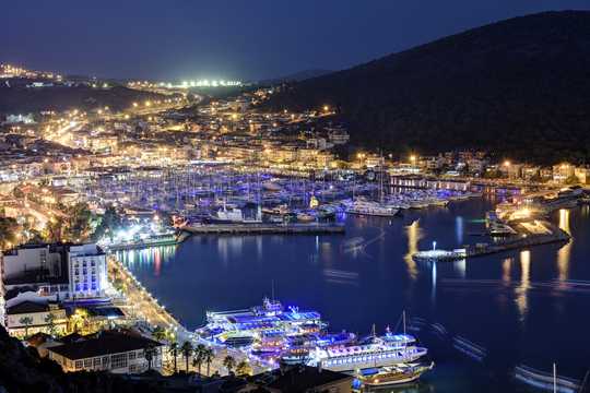 Luxury marinas worldwide - Camper & Nicholsons Marinas